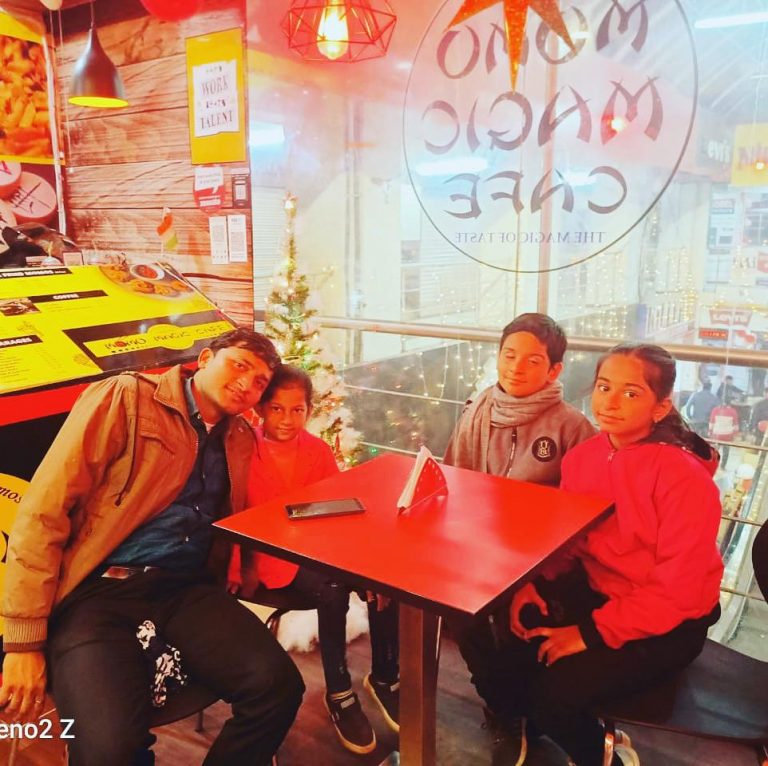 Gallery – Momo Magic Cafe